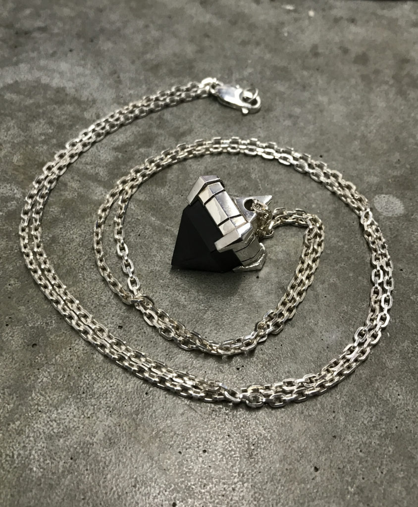 Black Onyx Pyramid Necklace – INTENEBRIS